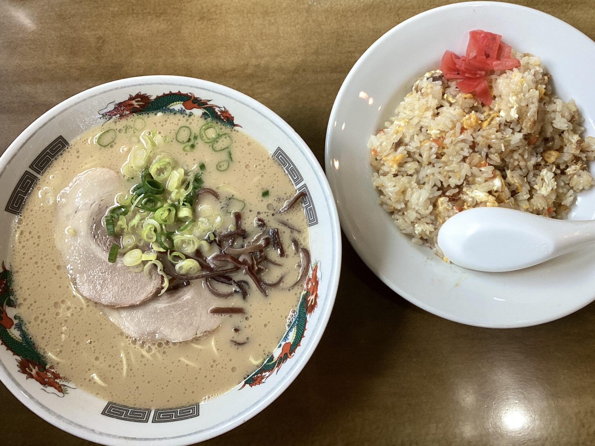 昔なつかしい柳川本城ラーメン – 株式会社HACO LiB